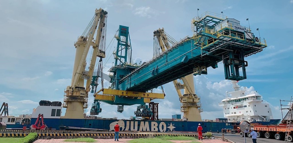 Jumbo Delivers Vancouver Shiploader | Breakbulk