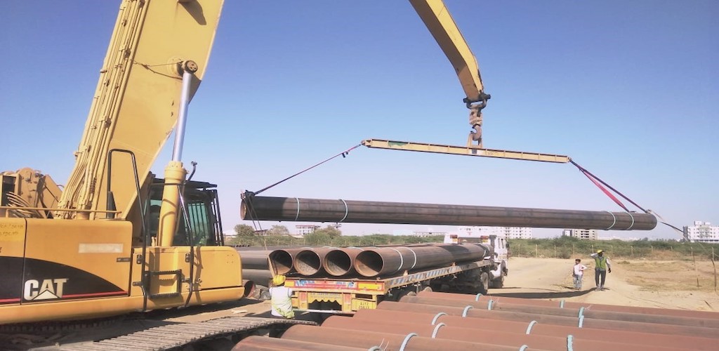 EXG Delivers Gujarat Steel Pipes | Breakbulk