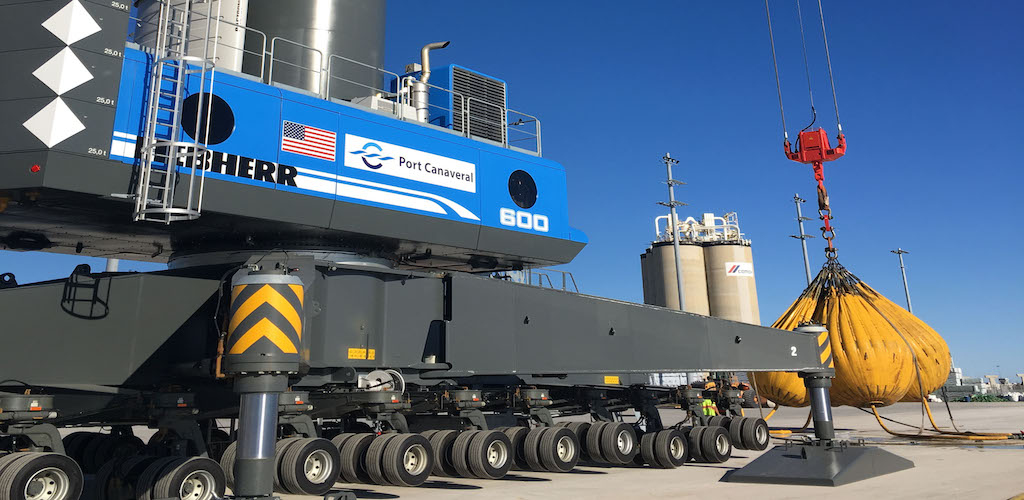 Liebherr LHM 600 Moves Space Components | Breakbulk