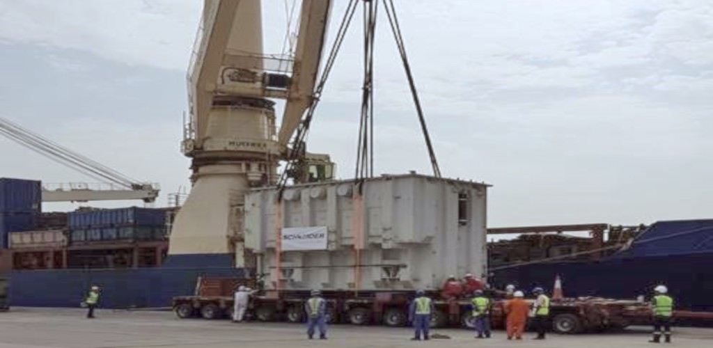 Schneider Moves Qatalum Transformer | Breakbulk