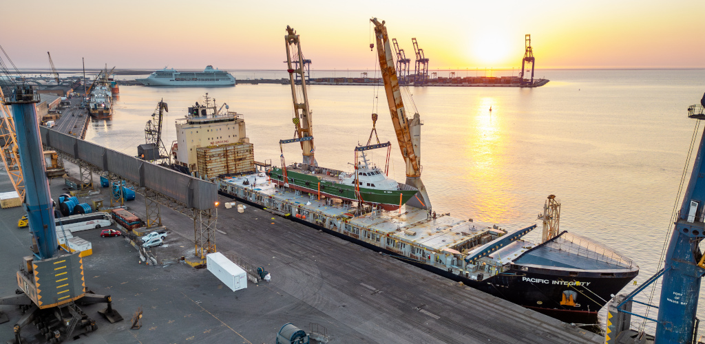 Swire Projects Handles 275-Ton Supply Vessel | Breakbulk